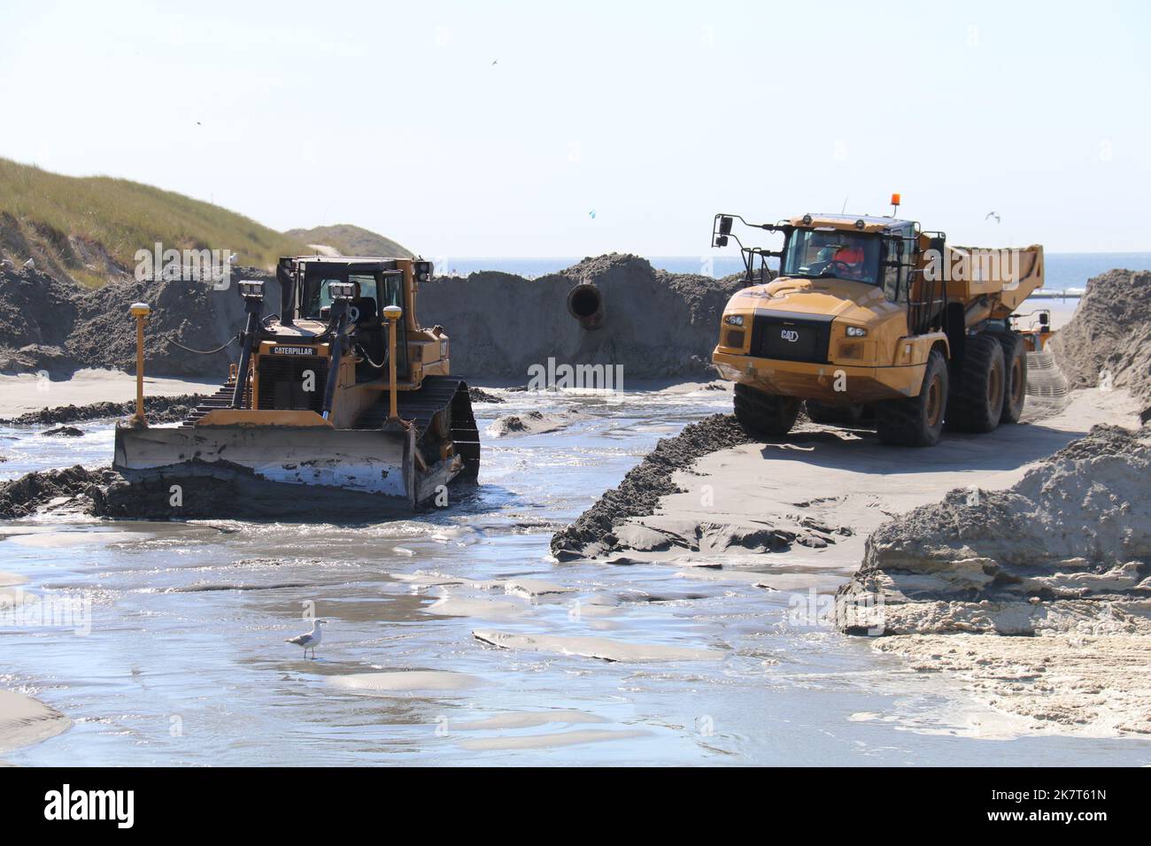 Chain of dunes hi-res stock photography and images - Alamy