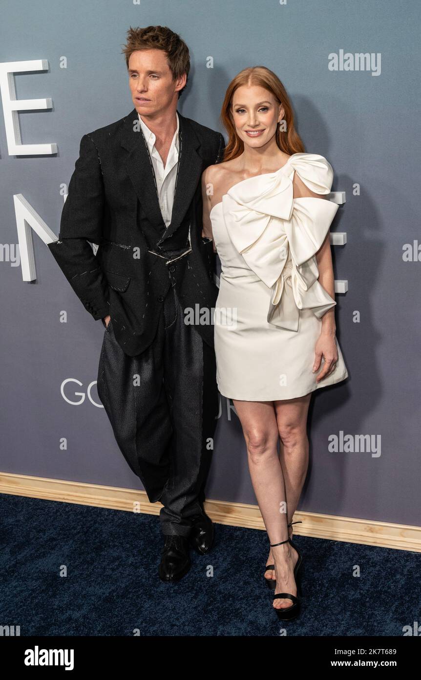 Eddie Redmayne and Jessica Chastain wearing dress by Carolina Herrera ...