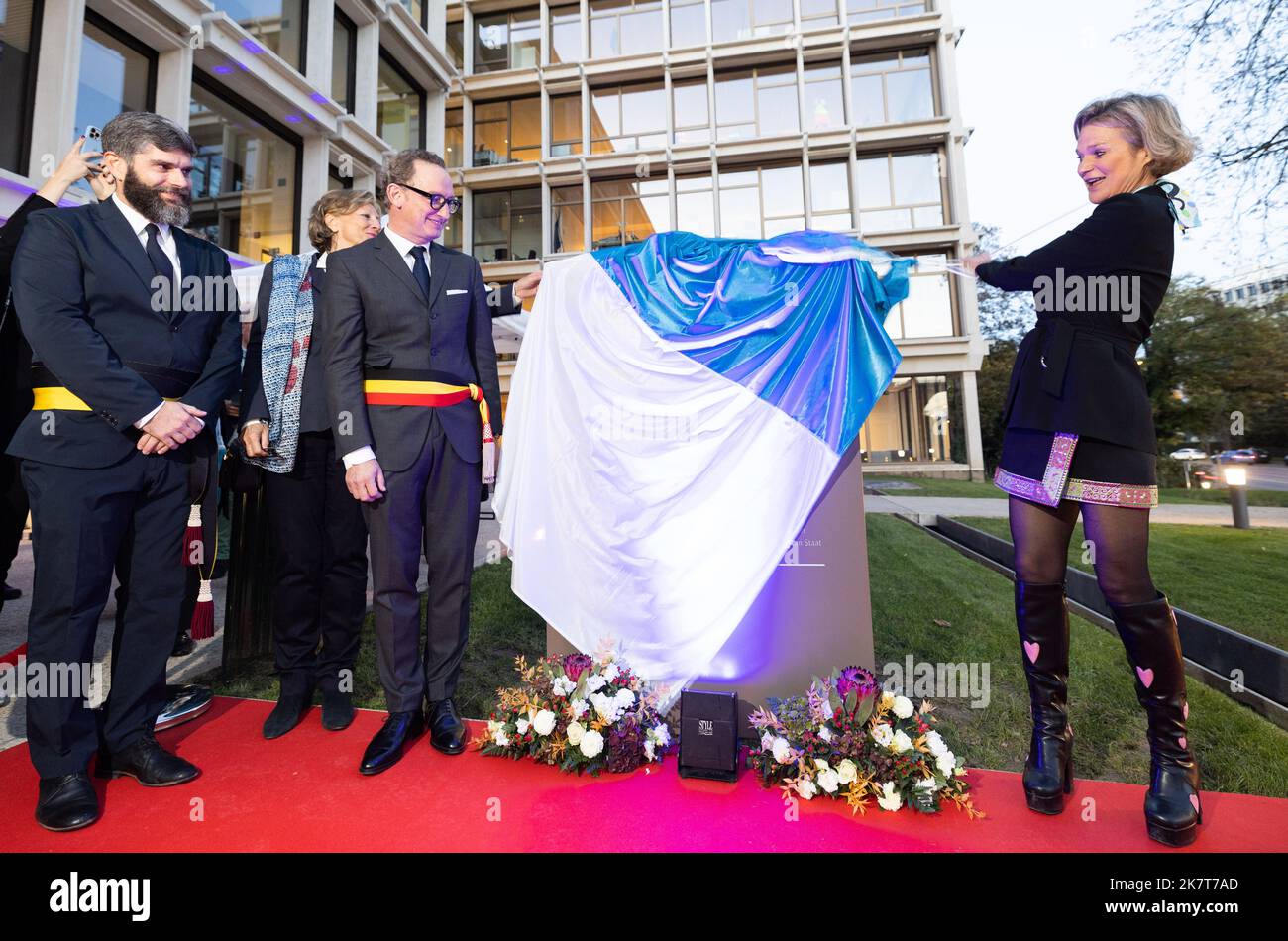 Ukkel - Uccle alderman of buildings Jonathan Biermann, Jacqueline ...