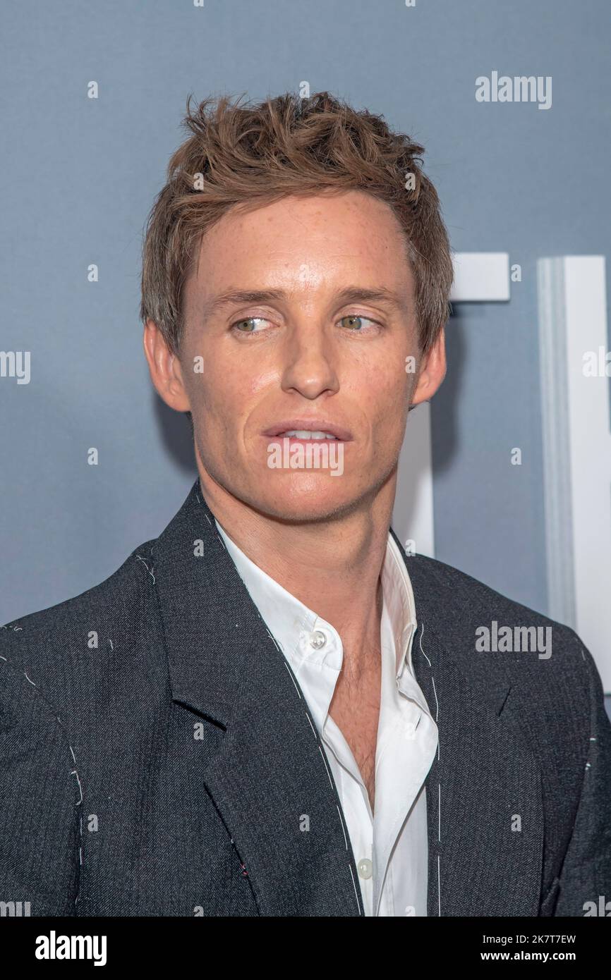 NEW YORK, NEW YORK - OCTOBER 18: Eddie Redmayne attends Netflix's "The Good Nurse" New York ...