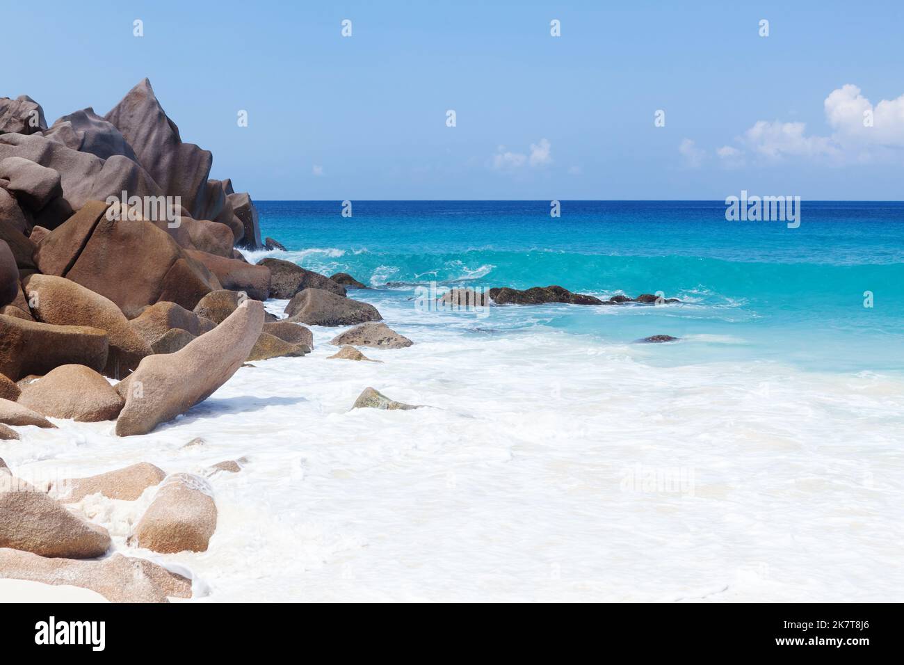 Beautiful beach rocks turquoise hi-res stock photography and images - Alamy