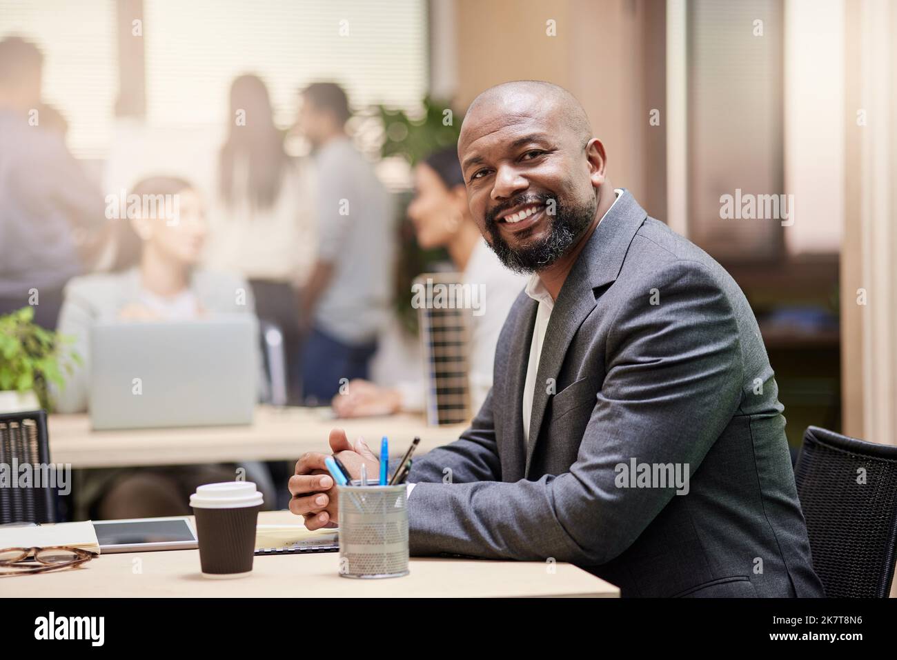 Strong team hi-res stock photography and images - Alamy