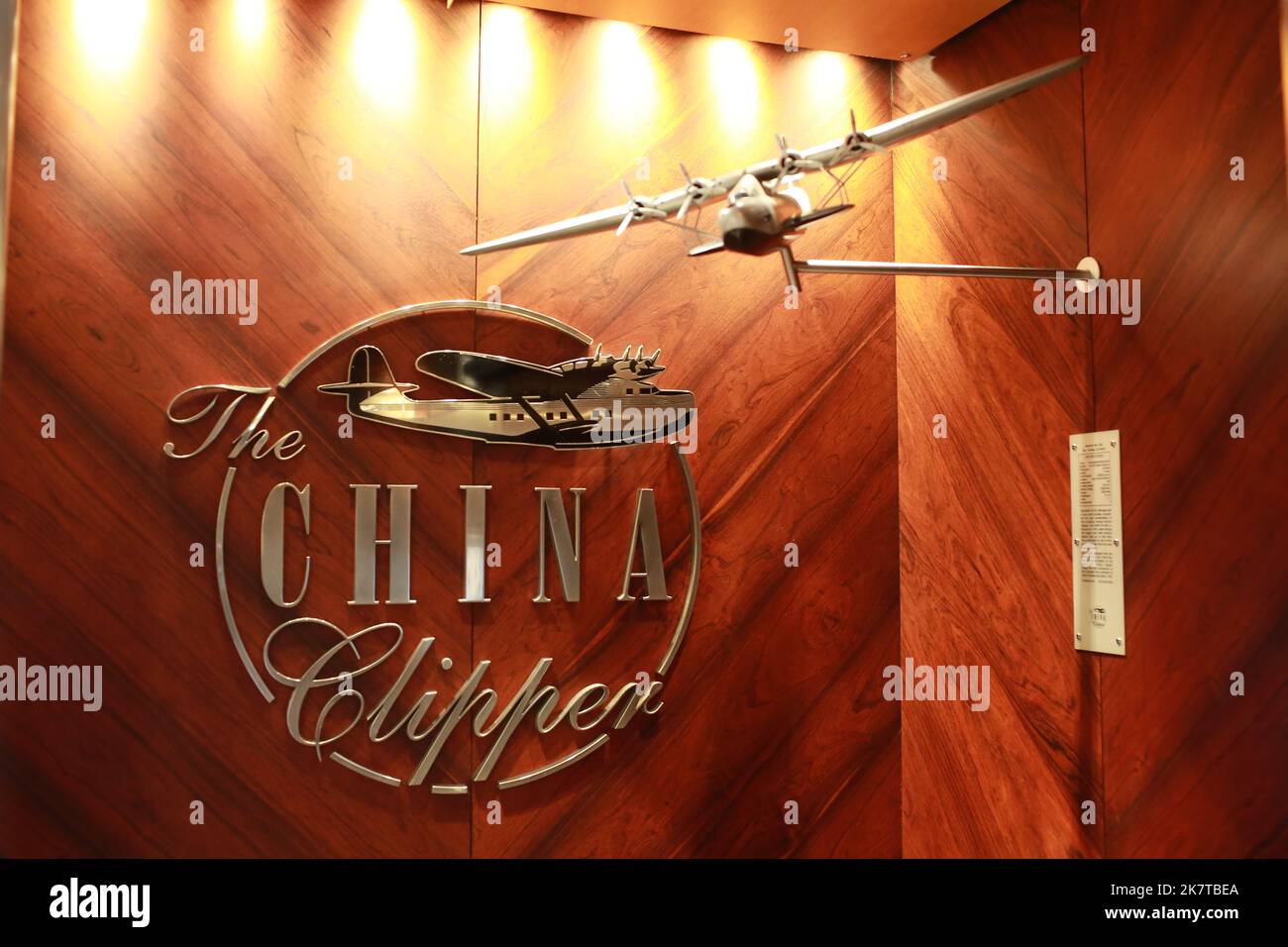 Hong Kong October 8 2022: the China Clipper lounge Inside the Peninsula ...