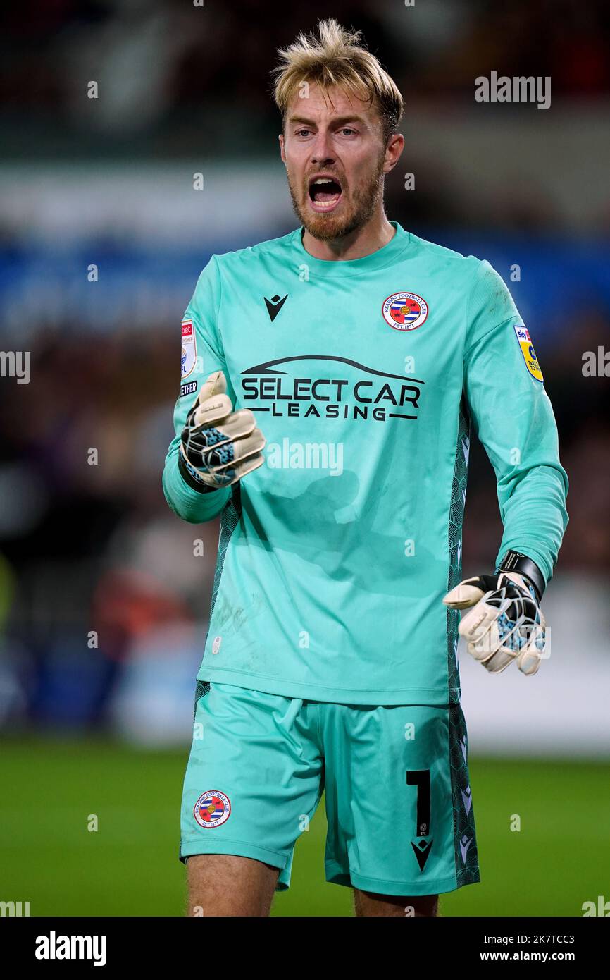 Joe lumley reading hi-res stock photography and images - Alamy