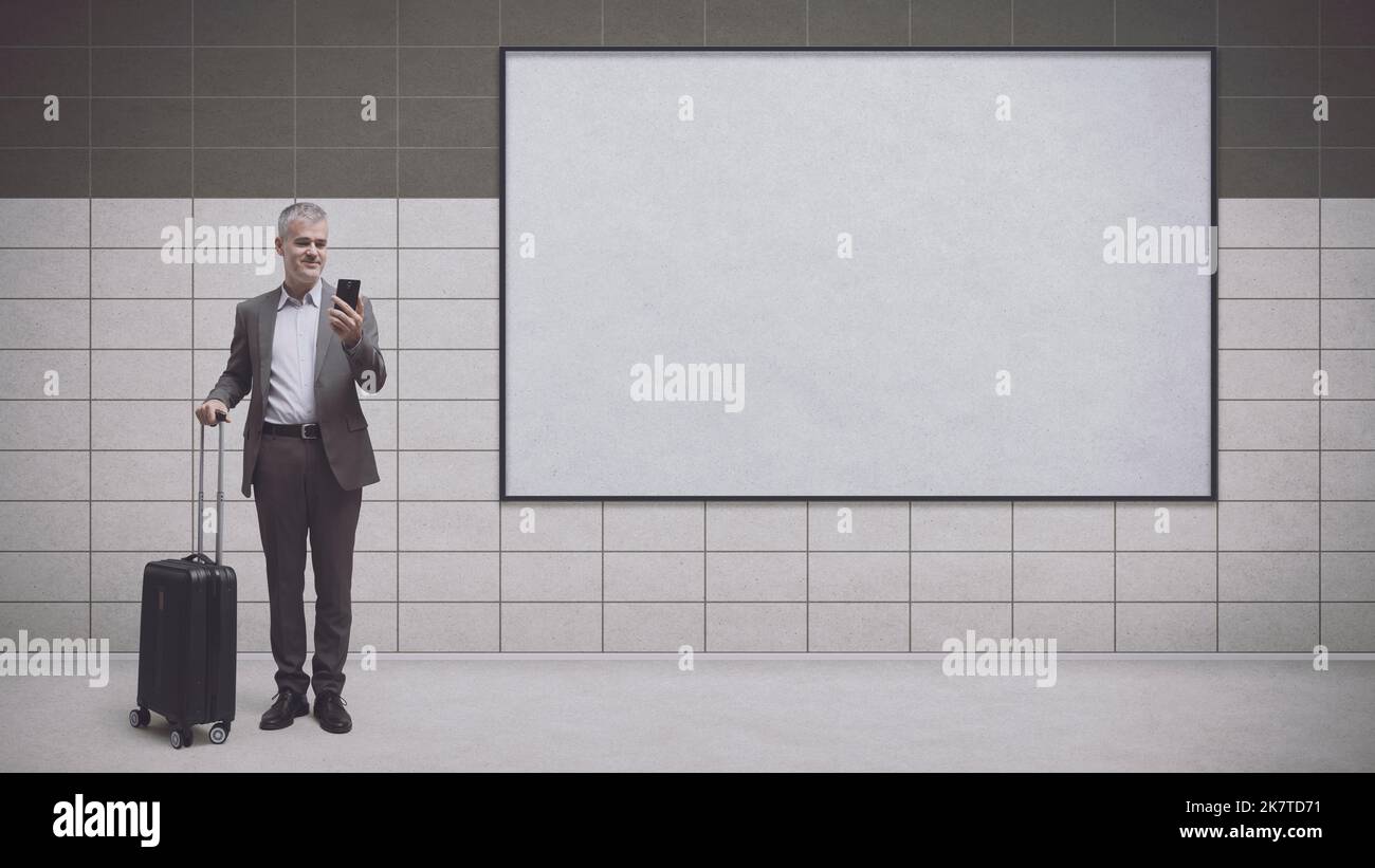 Billboard blank transit train platform hi-res stock photography and ...