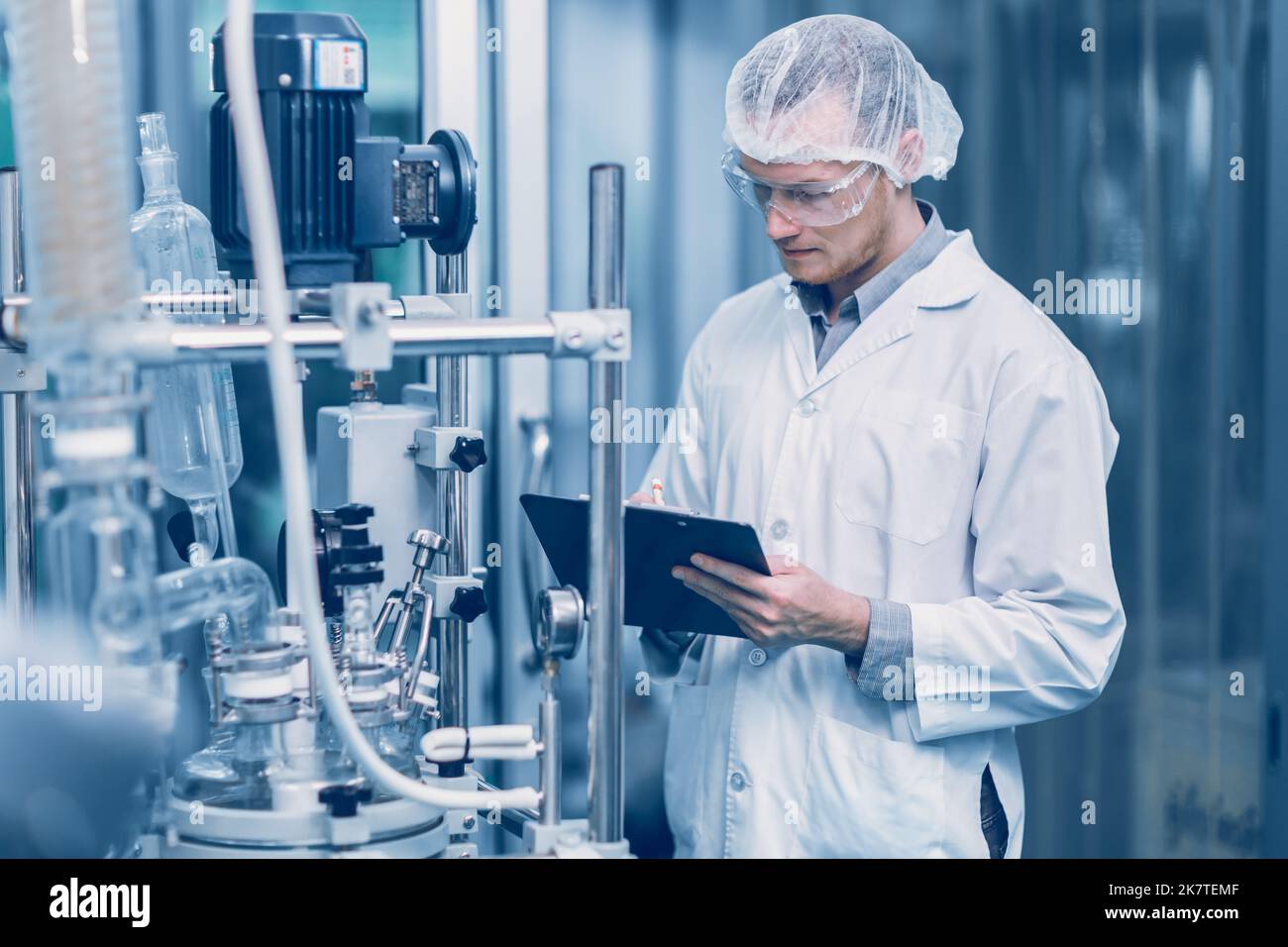 medicine factory scientist worker work in Laboratory Plants Process ...