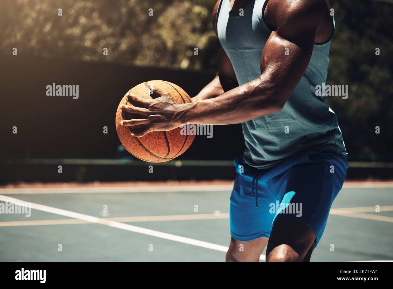 Basketball player running ball in hi-res stock photography and images ...