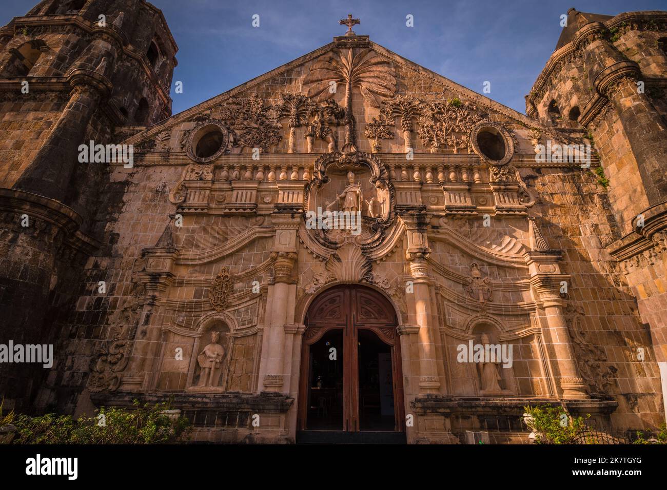 Miagao Church officially called Santo Tomás de Villanueva Parish Church ...
