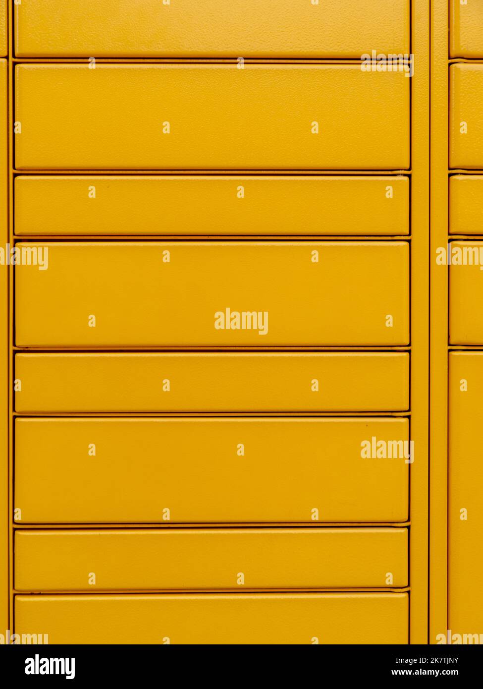 Amazon parcel return hi-res stock photography and images - Alamy
