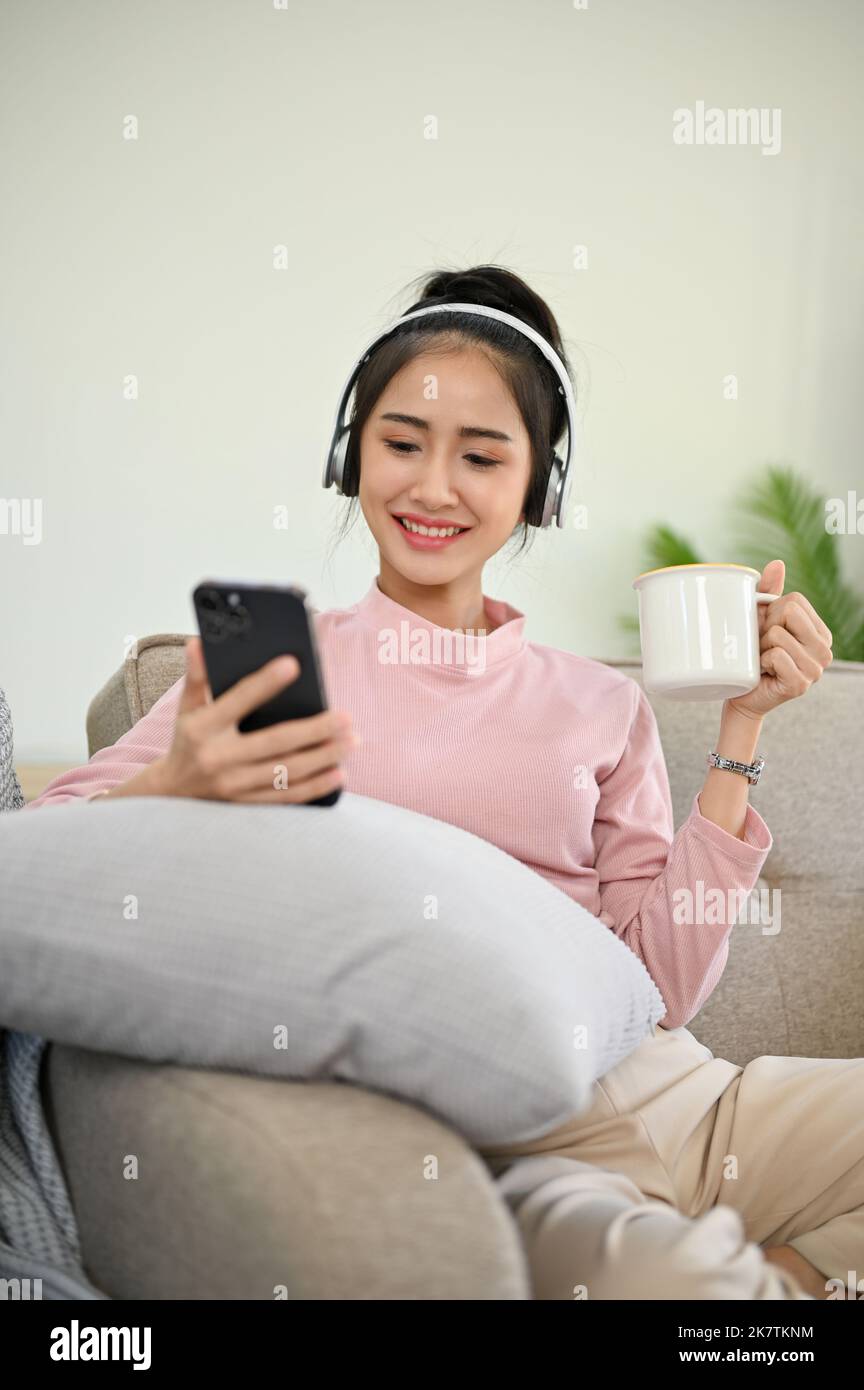 C chilling hi-res stock photography and images - Alamy