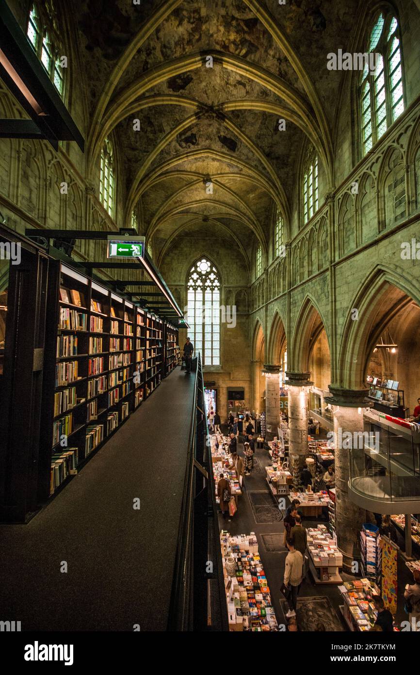 Inside the Domincan church turned library and book store in Maastricht ...