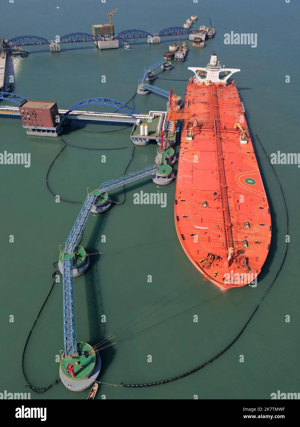 Chinese oil port terminal hi-res stock photography and images - Alamy