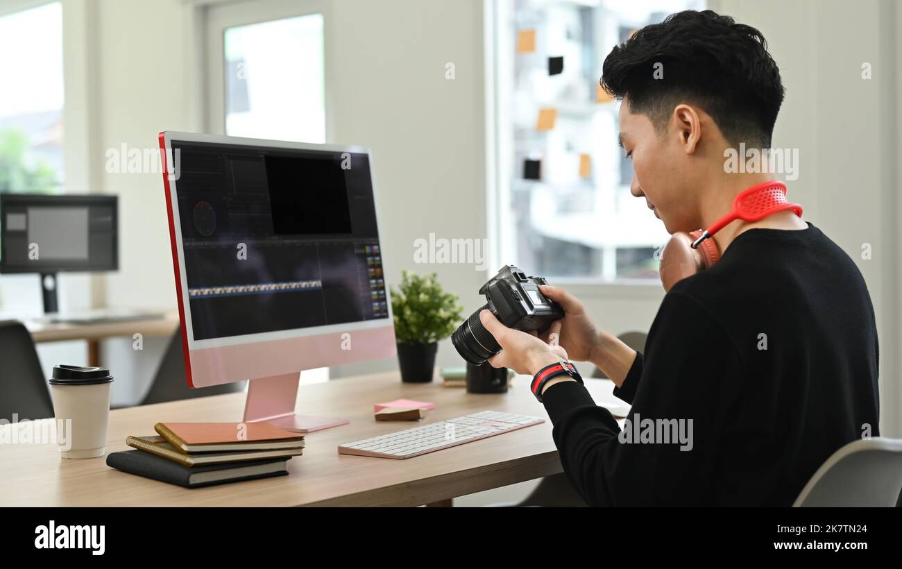 Film editor computer hi-res stock photography and images - Alamy