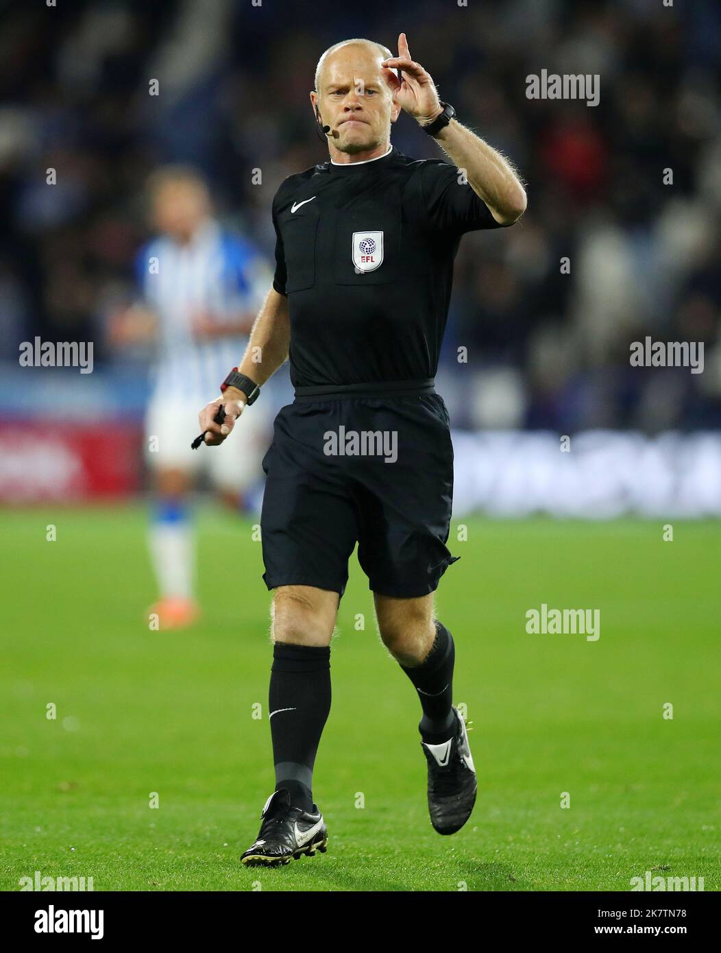 Huddersfield, England, 18th October 2022. Referee Andy Woolmer during ...
