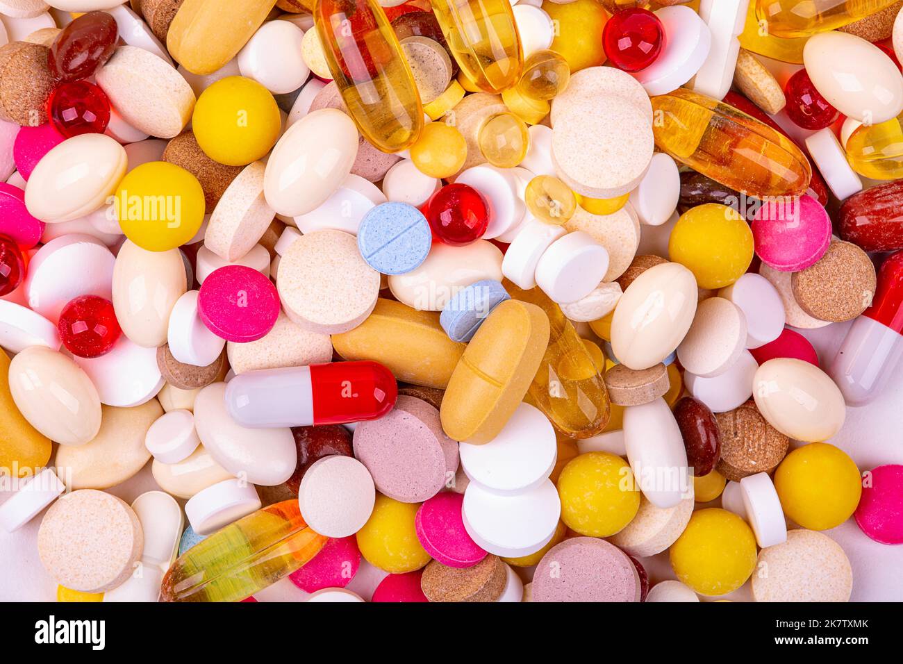 Oblong capsule hi-res stock photography and images - Alamy