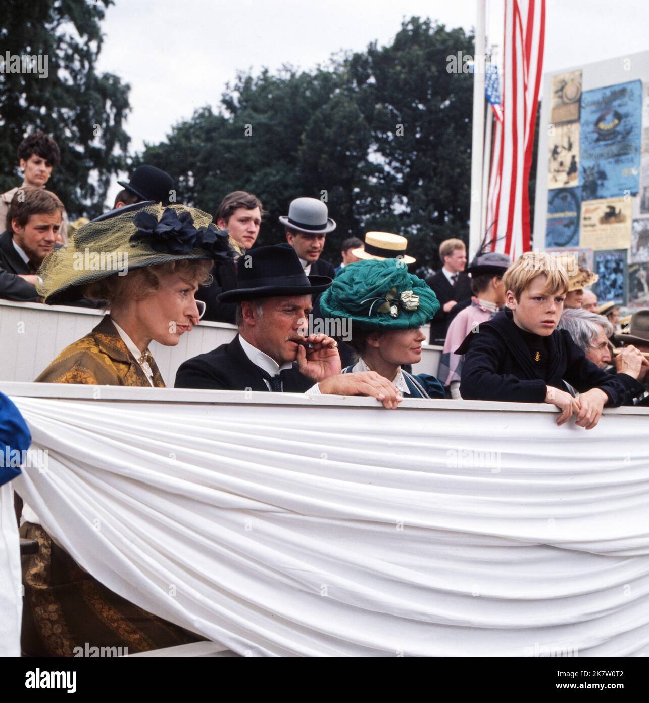 Start mit 4 PS, Doku-Fernsehspiel, Deutschland 1974, Darsteller ...