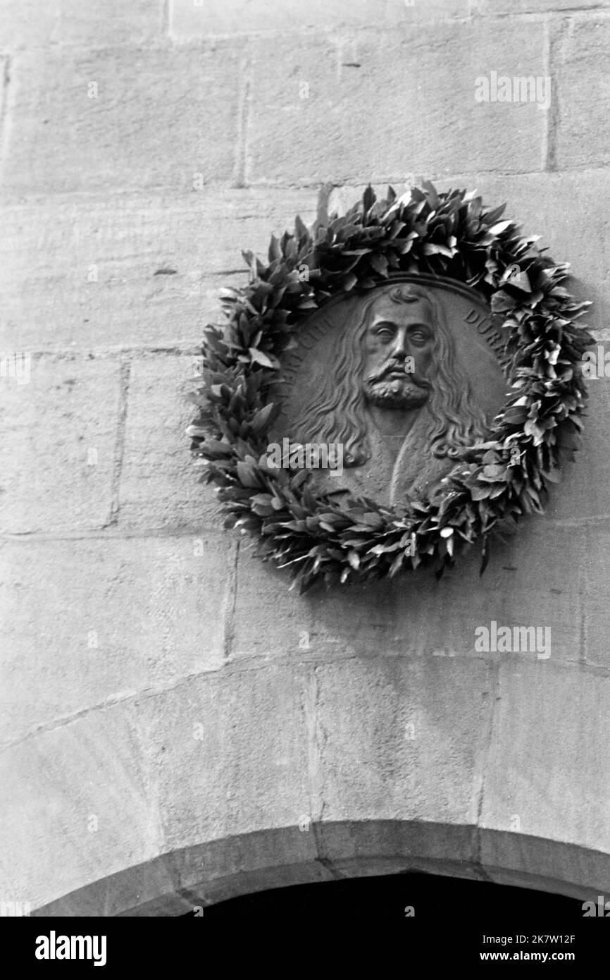 Gedenkplakette hi-res stock photography and images - Alamy