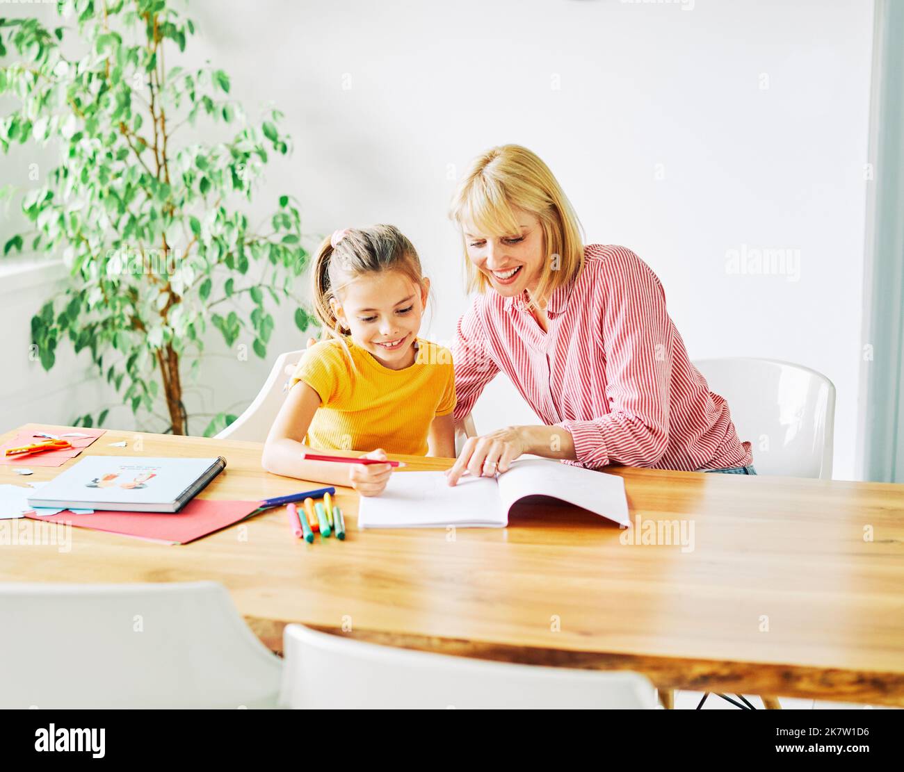 homework teaching education mother children daughter familiy childhood ...
