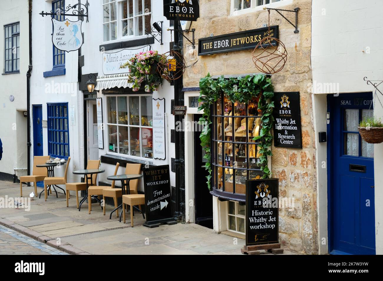 Whitby jet shop hi-res stock photography and images - Alamy