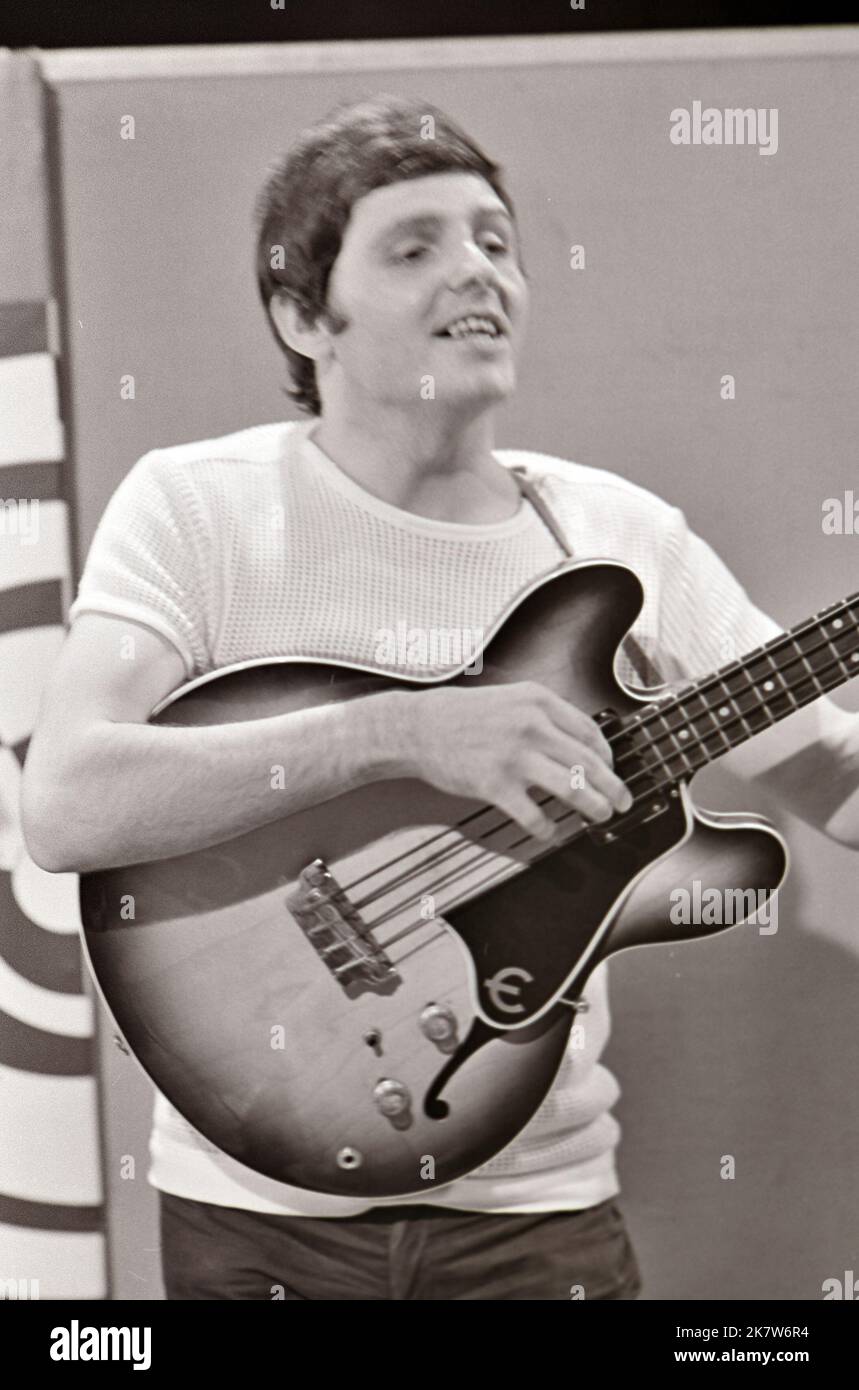 TONY JACKSON AND THE VIBRATIONS UK pop group in 1964 Stock Photo - Alamy