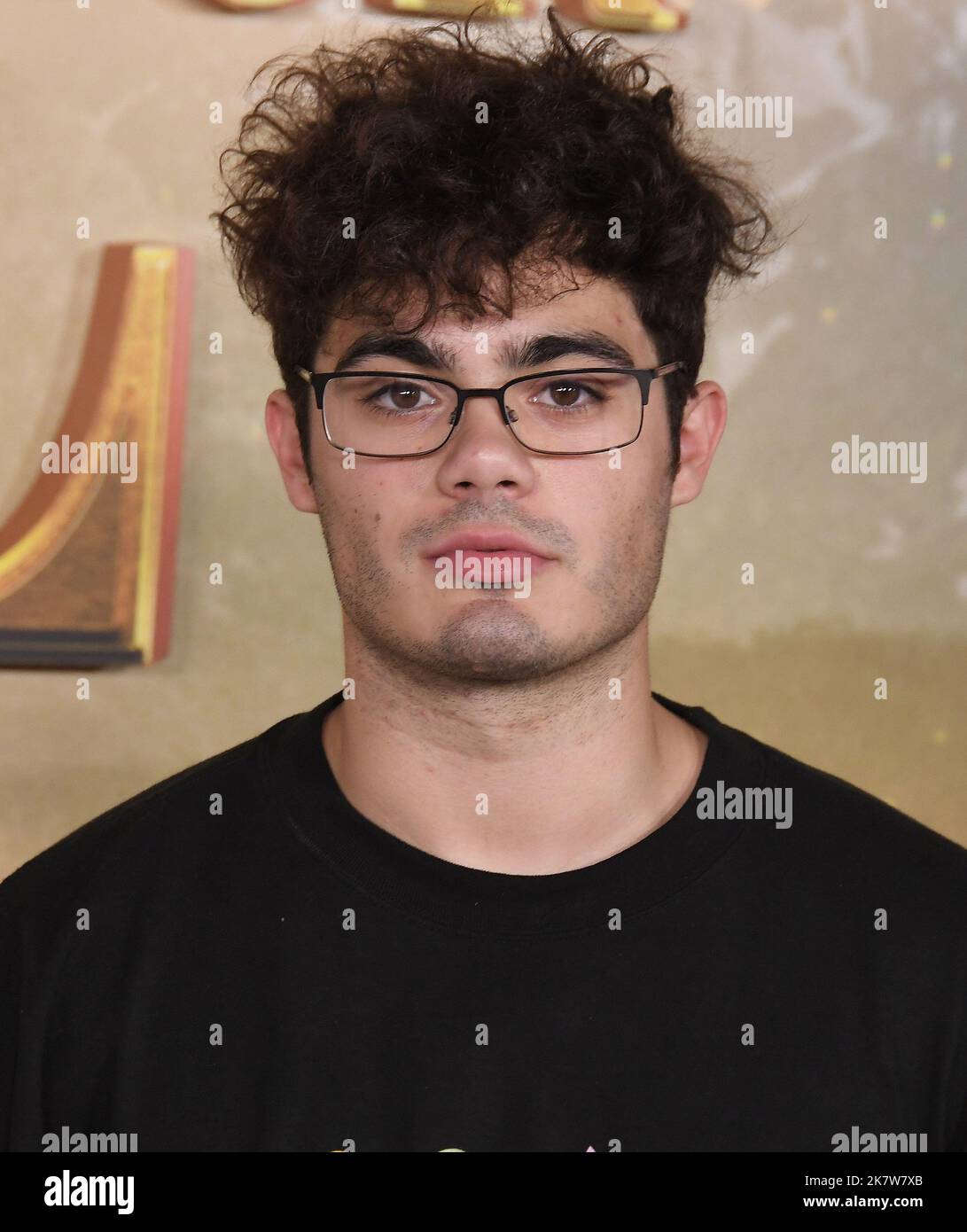 Los Angeles, USA. 18th Oct, 2022. Emery Kelly arrives at the Netflix's ...