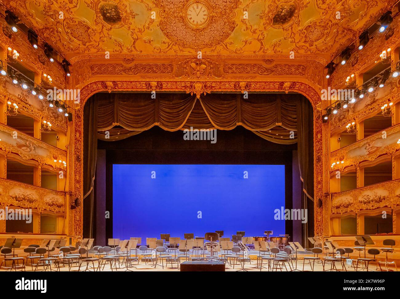 La fenice theater orchestra hi-res stock photography and images - Alamy