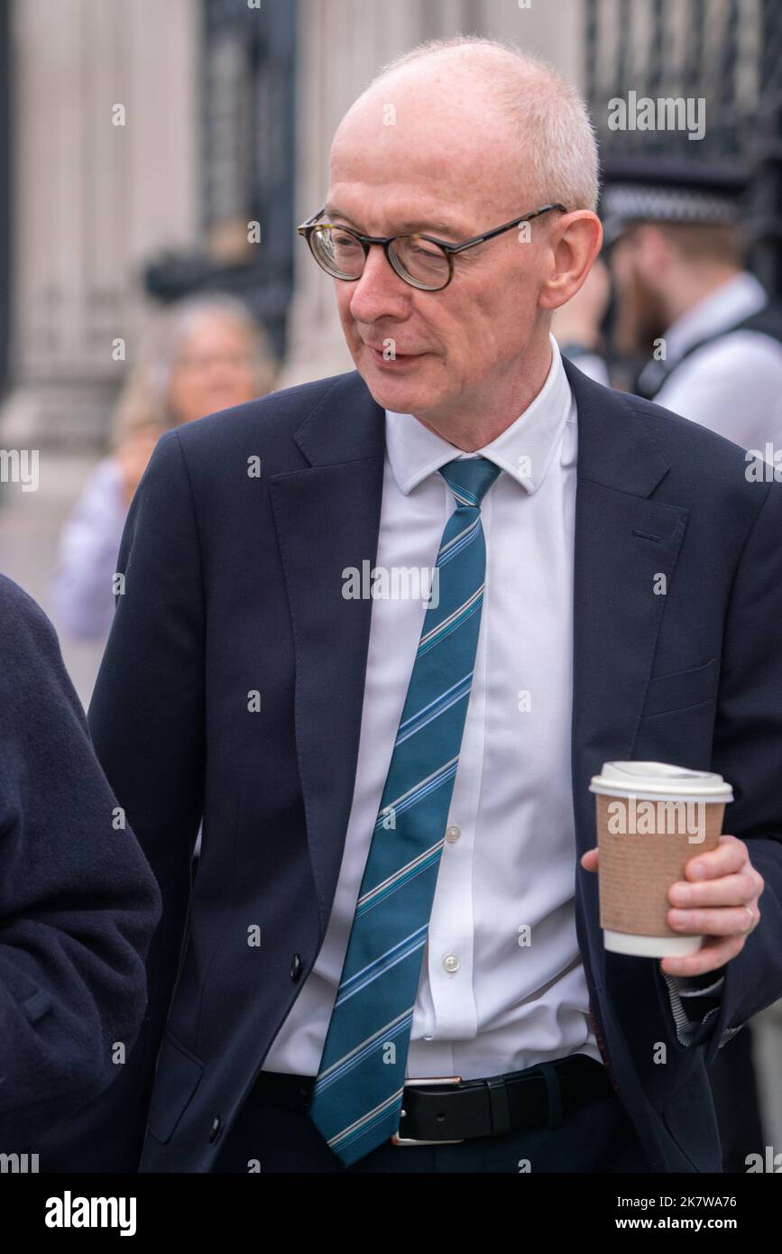 Shadow chief secretary to the treasury hi-res stock photography and ...