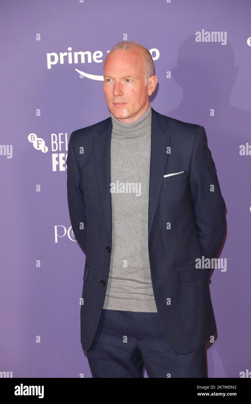 Policeman bird hi-res stock photography and images - Alamy