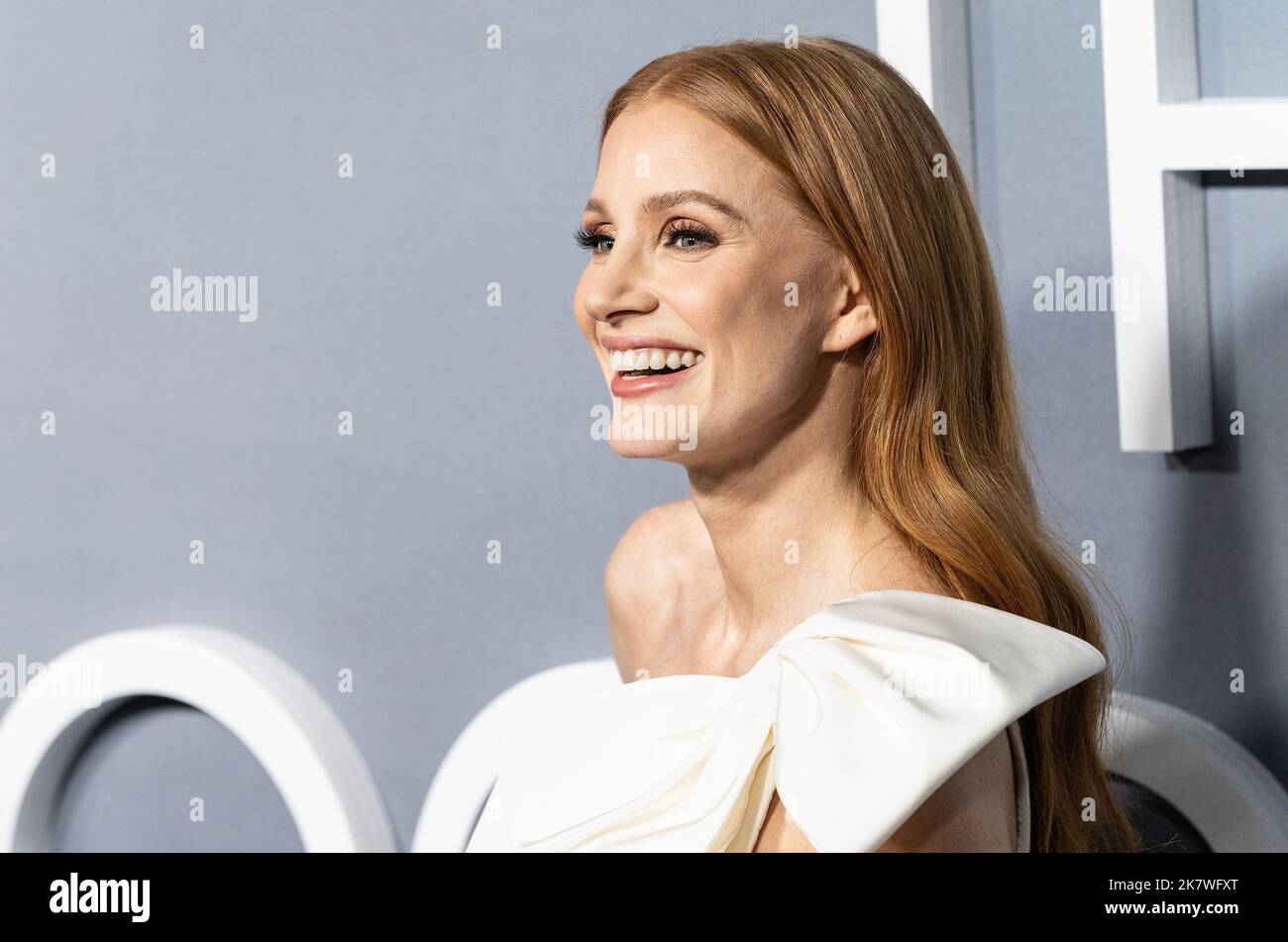 Jessica chastain 2022 netflix hi-res stock photography and images - Alamy