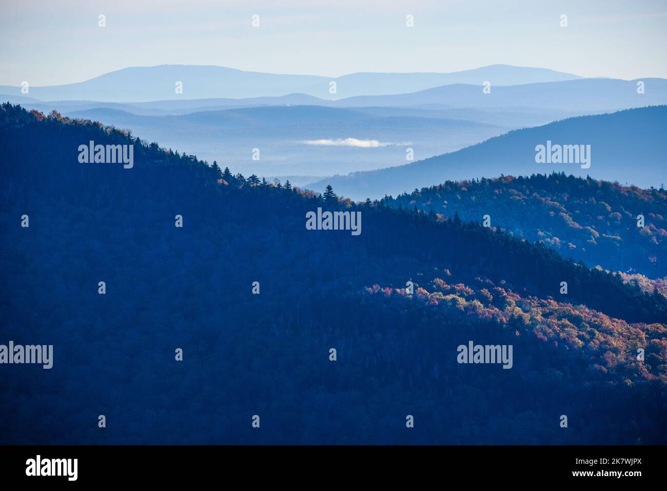 Colorful autumn fall foliage views on Mt. Mansfield, Stowe, VT, New ...