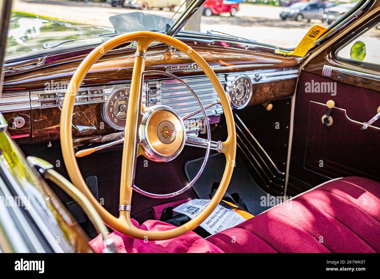 1947 packard clipper hi-res stock photography and images - Alamy