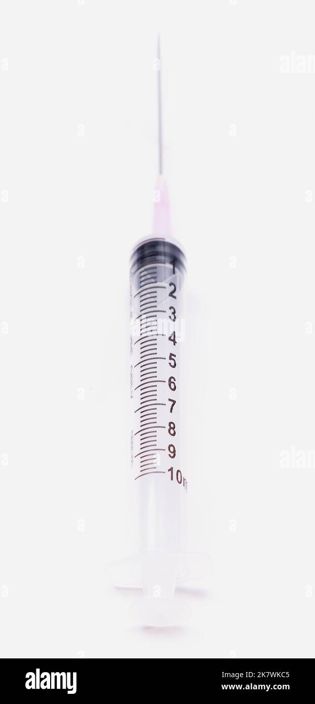Syringe for medical vaccines and blood draws Stock Photo - Alamy