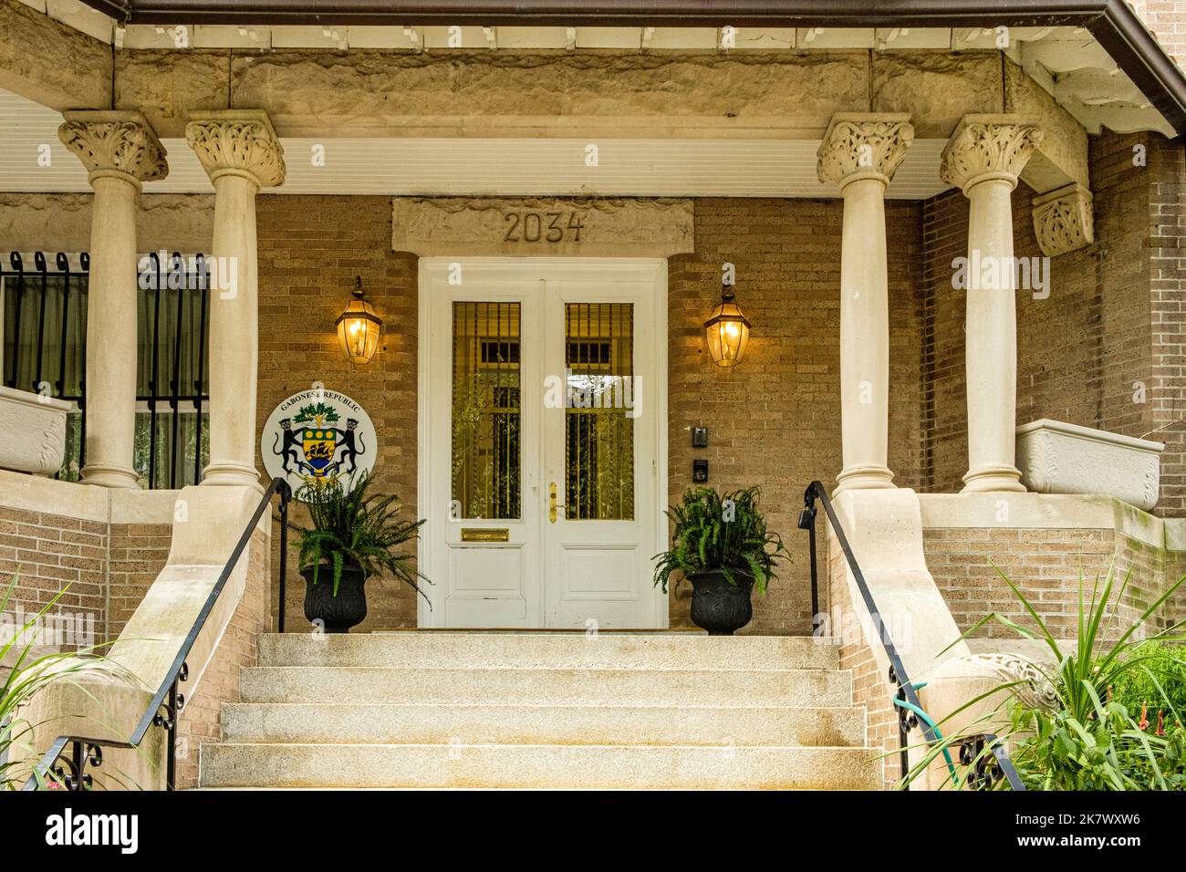 Gabonese embassy hi-res stock photography and images - Alamy