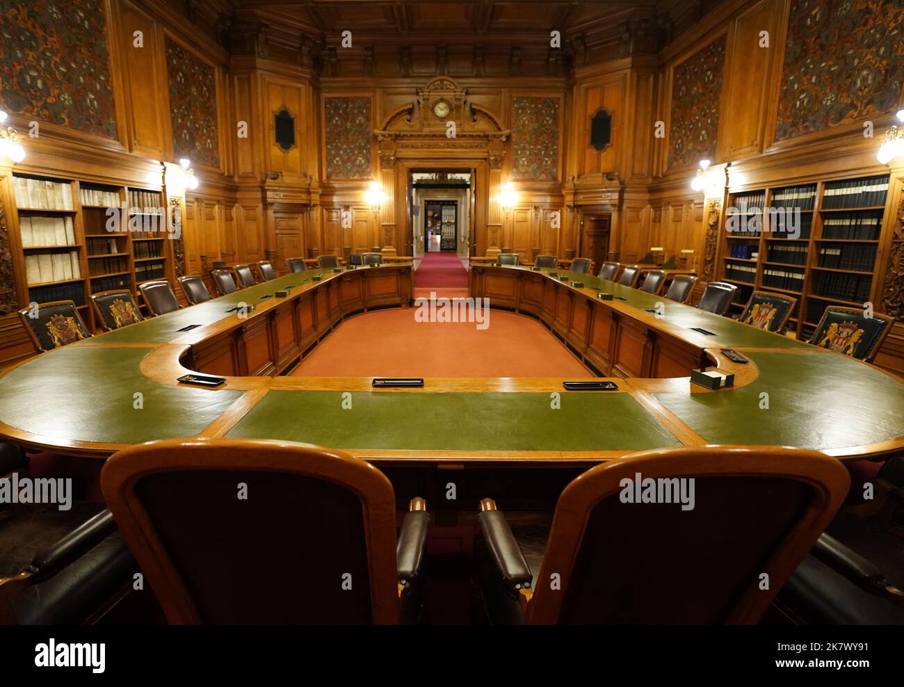 18 October 2022, Hamburg: View of the Council Chamber in the so-called ...