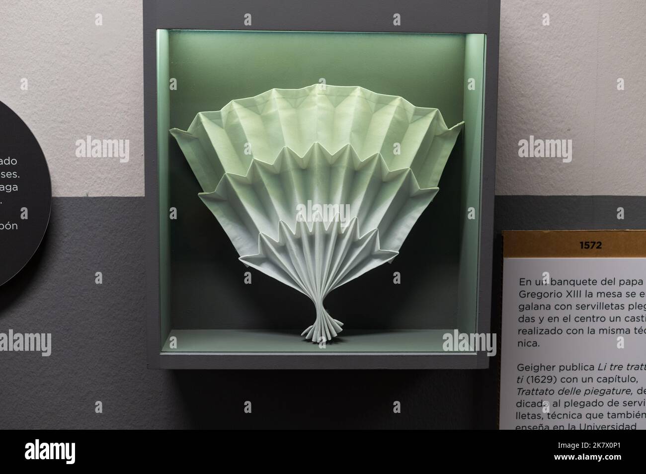 Emoz museum of the art of origami, with special exhibitions & hands-on ...