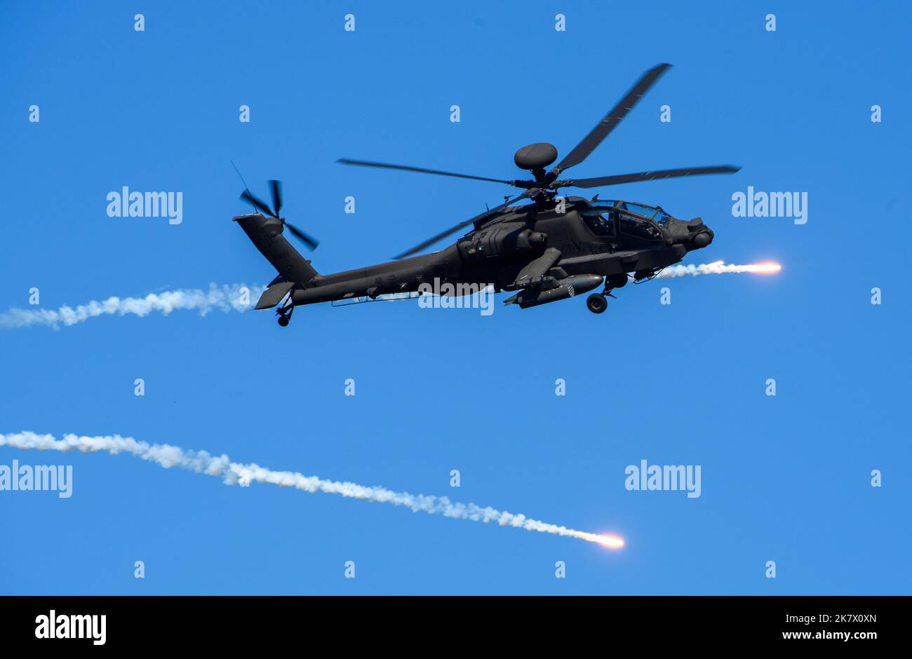 Yeoju, South Korea. 19th Oct, 2022. South Korea's AH-64 Apache ...