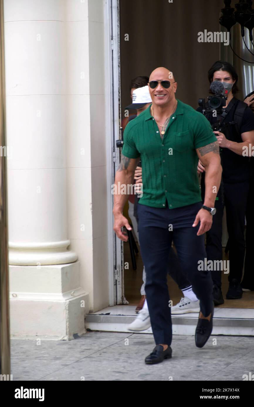 Madrid, Spain. 19th Oct, 2022. Actor Dwayne Johnson poses during the ...