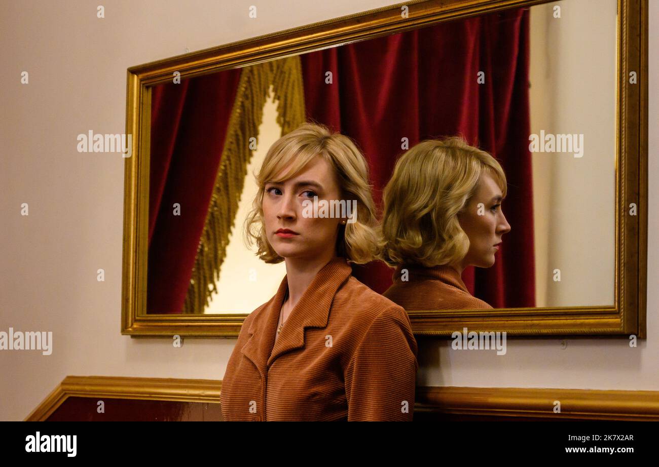 See how they run saoirse ronan hi-res stock photography and images - Alamy