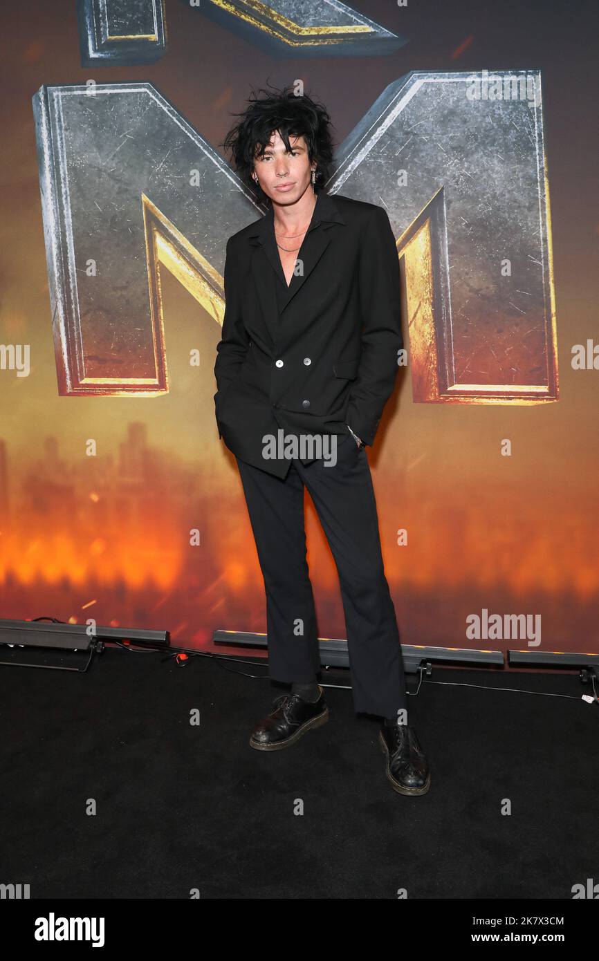 October 19, 2022: CAI FOX LEPLAW attends the Sydney Premiere of 'Black ...