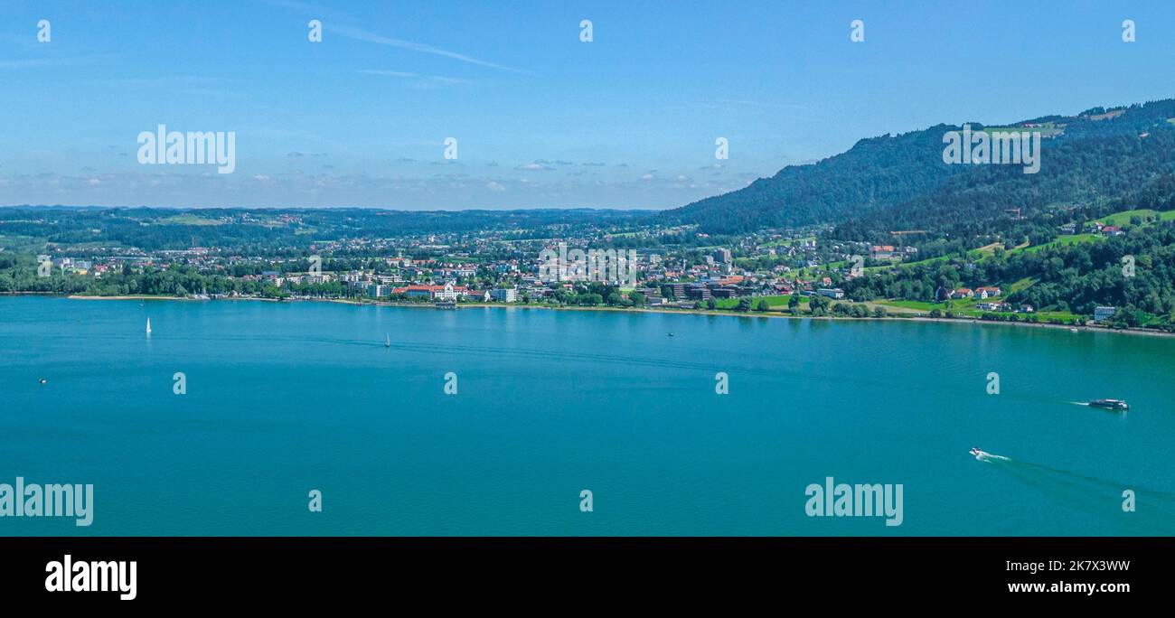Beautiful view to the austrian district town of Bregenz on Lake ...