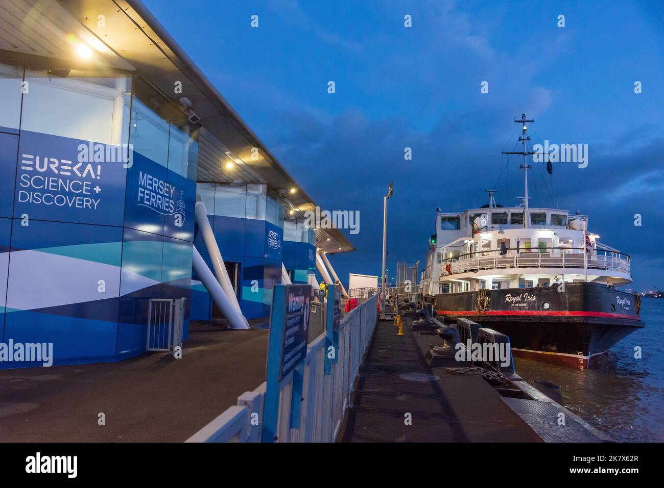 Merseyferries ferryboat hi-res stock photography and images - Alamy