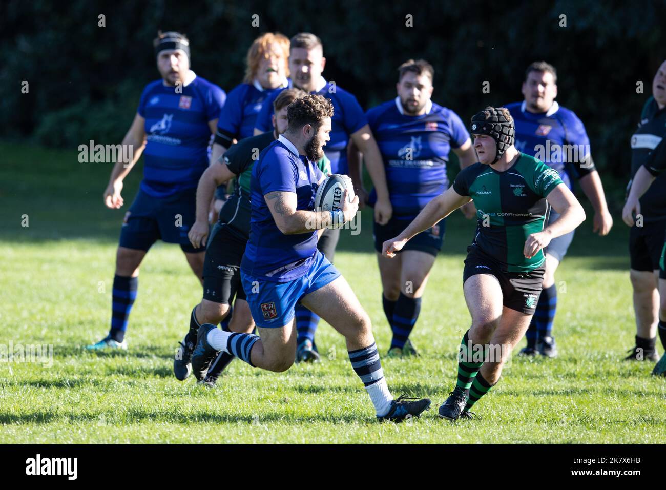 Rugby offside penalty hi-res stock photography and images - Alamy