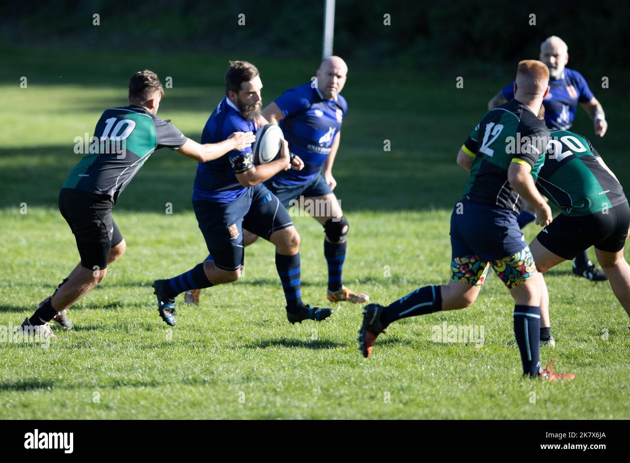 Rugby offside penalty hi-res stock photography and images - Alamy