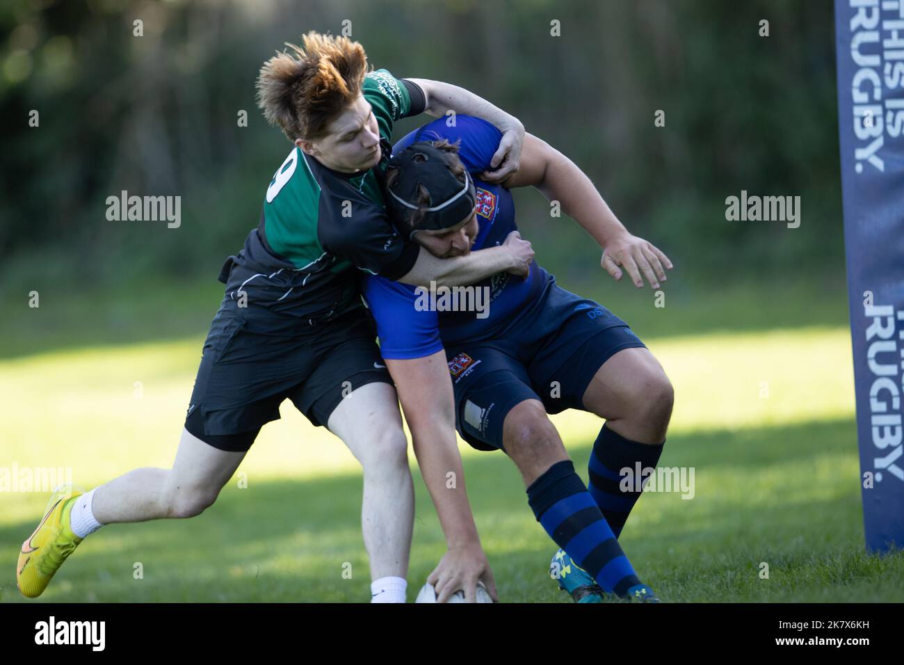 Rugby offside penalty hi-res stock photography and images - Alamy