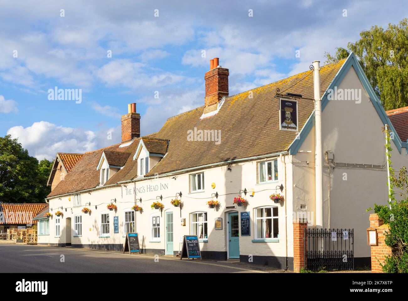 Kings head inn orford suffolk hi-res stock photography and images - Alamy