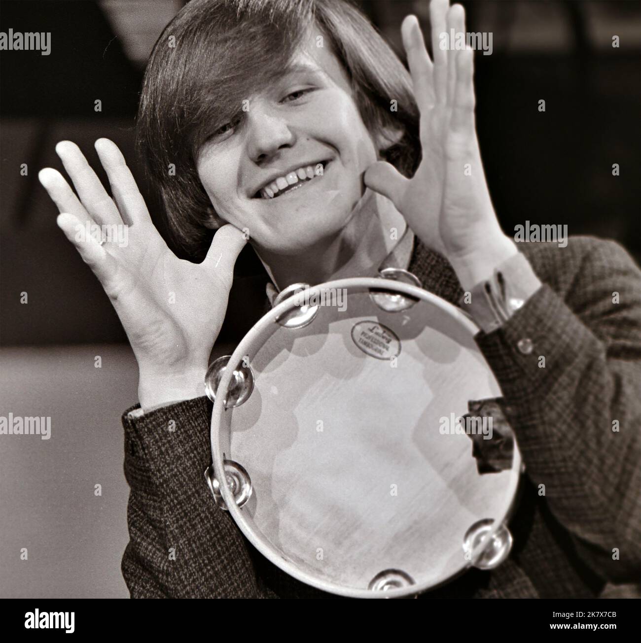 WAYNE FONTANA (1945-20230) English pop musician in October 1964 Stock ...