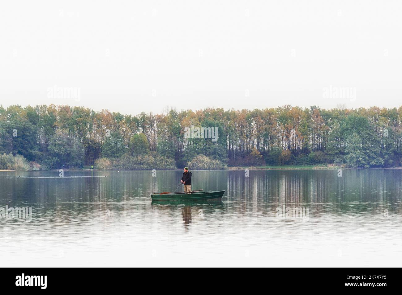 Anglers in autumn on the Otto-Maigler-See Stock Photo - Alamy