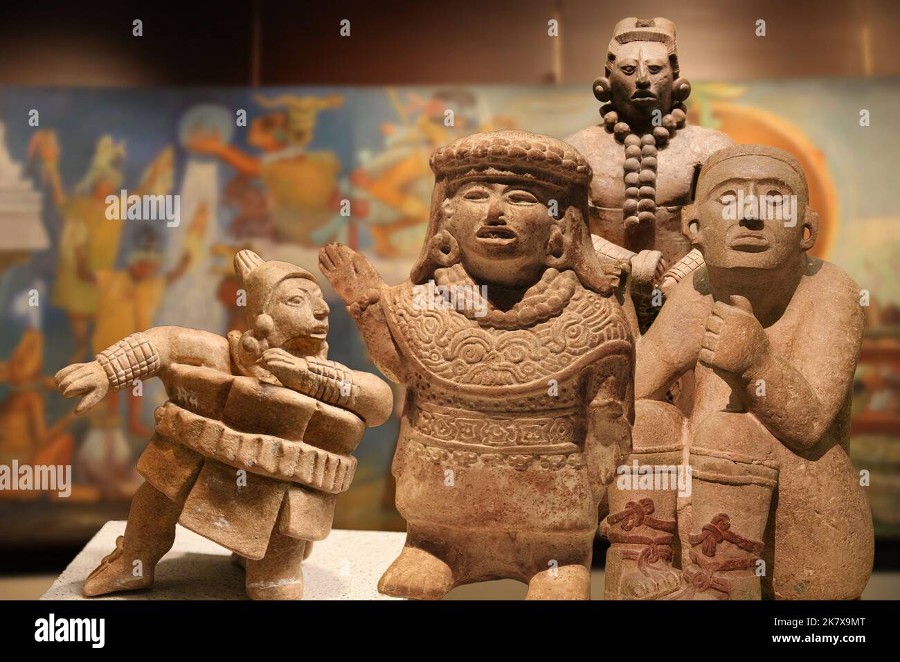 Mayan Art - Mayan Statuettes Stock Photo - Alamy