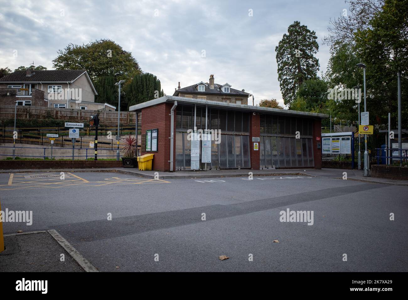 Keynsham Train Station (Oct22 Stock Photo - Alamy