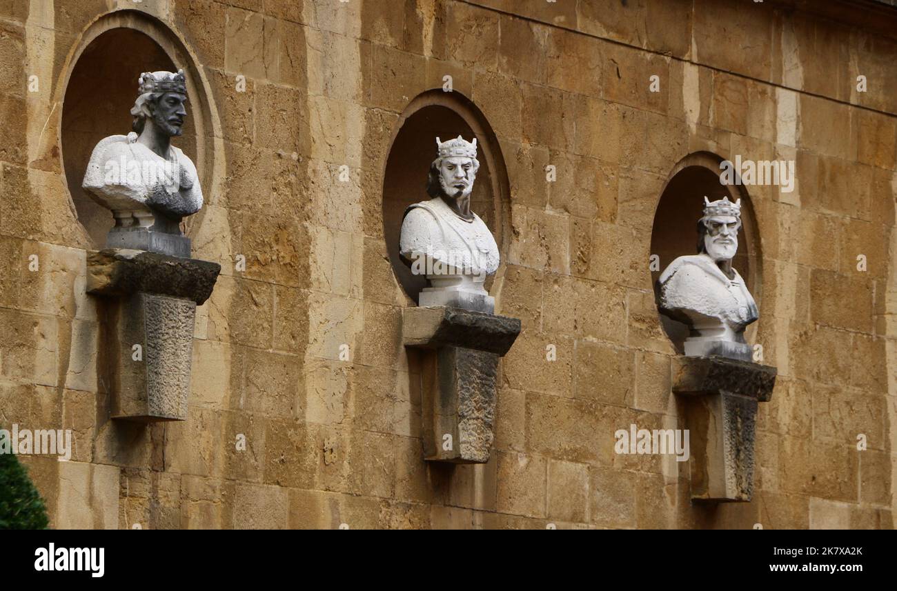 Garden of the caudillos kings sculptural ensemble hi-res stock ...